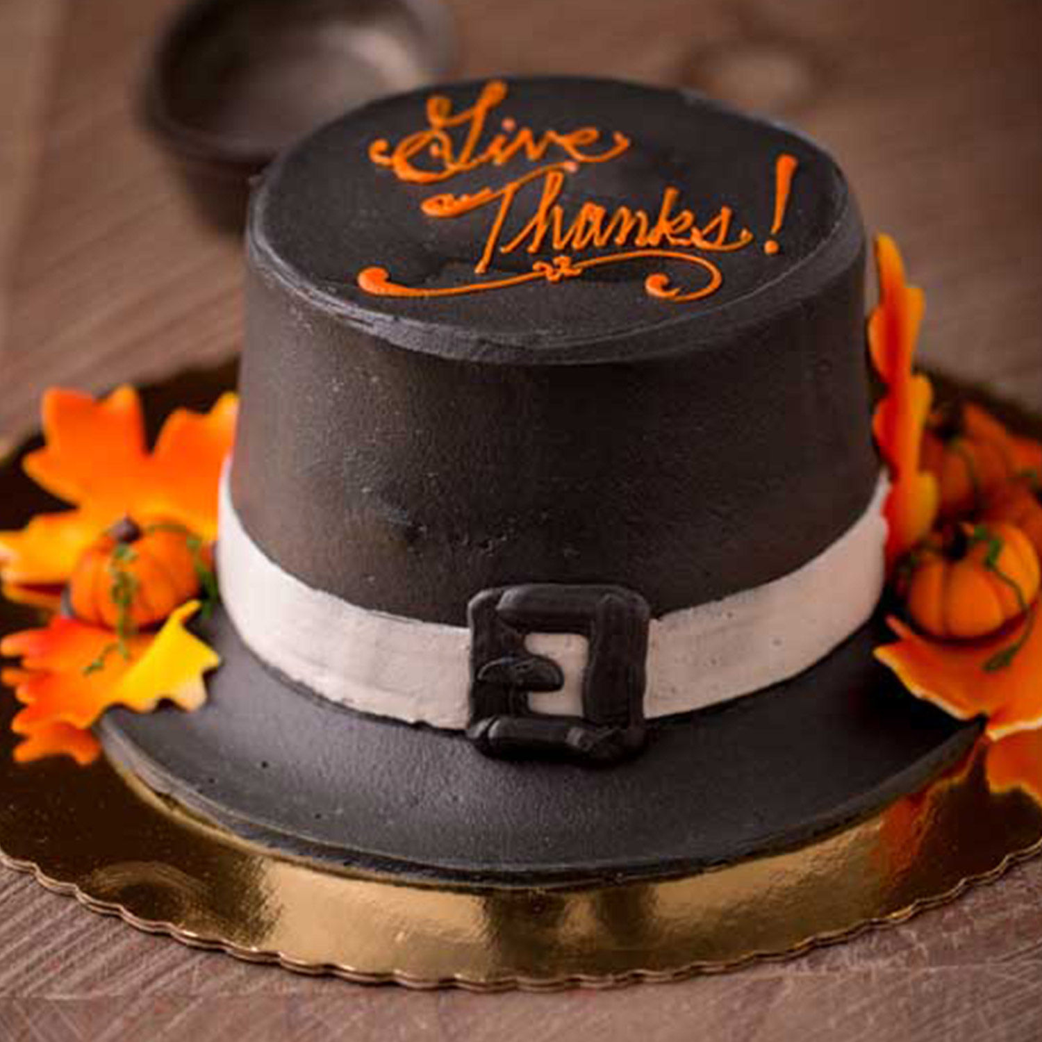 Online Pilgrim Hat Cake Gift Delivery in UAE - FNP
